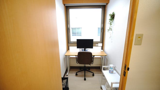 <大手町Terrace 1名席半個室No.3>西小倉コワーキングスペース✨光回線Wi-Fi📶モニター🖥️電源🔌の写真3