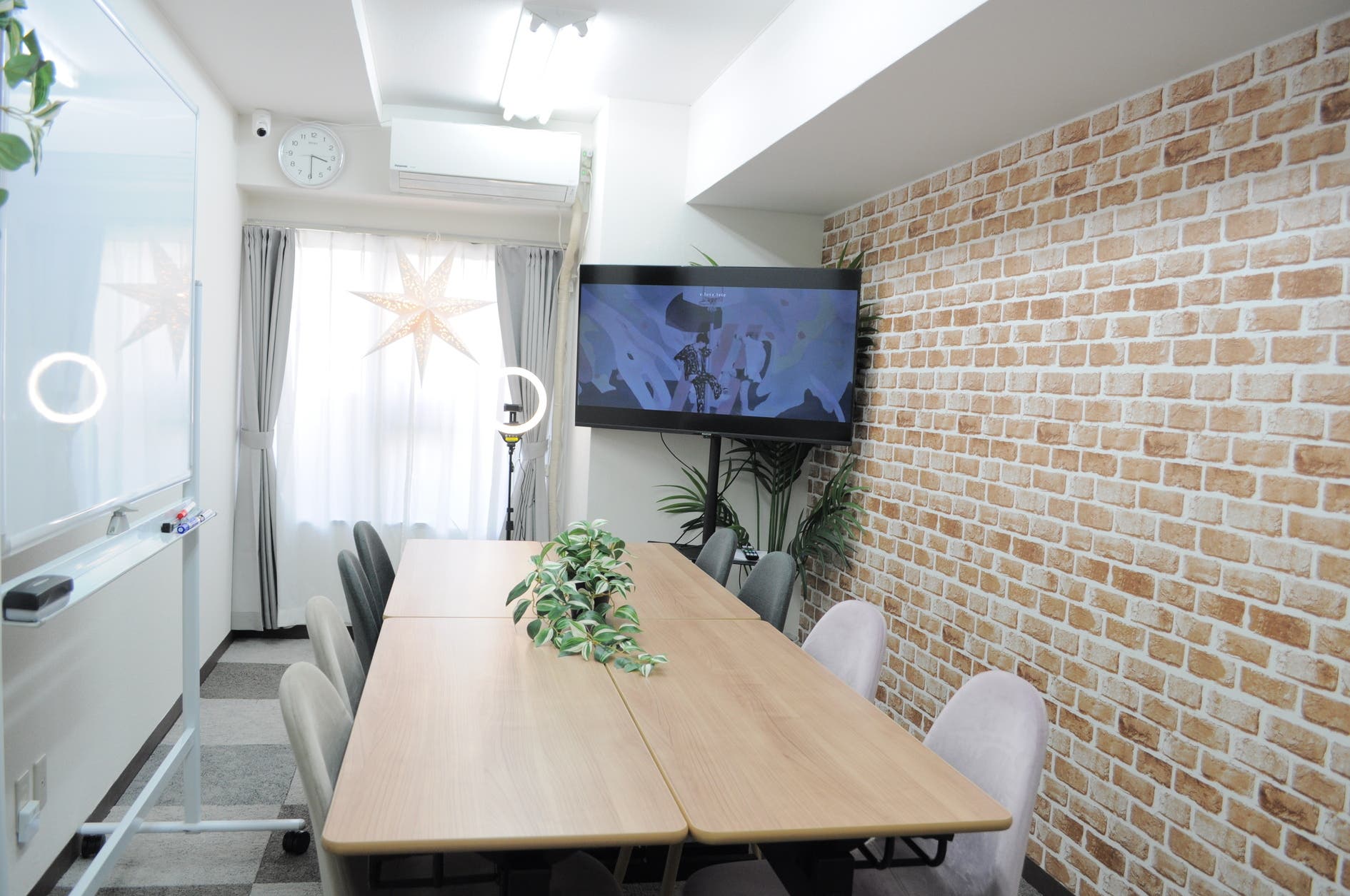 NEW！🌟駅チカ50秒❗️アパとなり WiFi完備 お洒落なZOOM会議やリモートでも使える会議室！の写真1