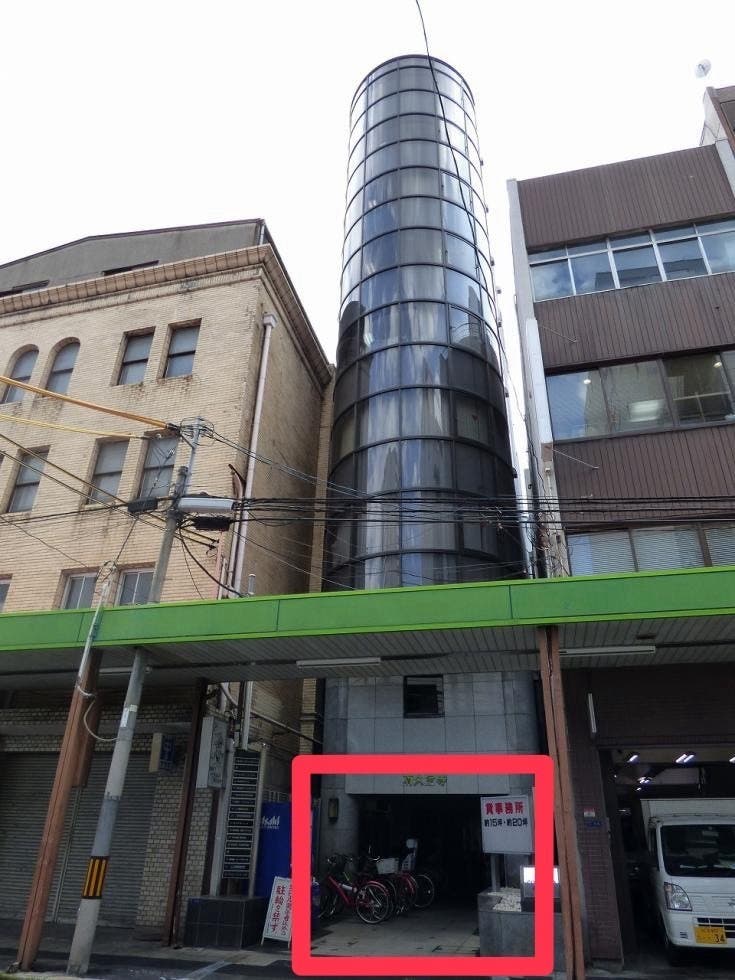 【オープン記念価格】新規オープン　堺筋本町駅徒歩5分　24H　ヨガ・ダンスに最適　最大10名　白基調のオシャレな空間　地下1階　の写真13