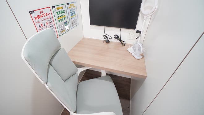 <ワークスポット西中島南方No.2>南方駅目の前🚃完全個室💼Wi-Fi📶電源🔌テレワーク/オンライン会議/面接の写真2