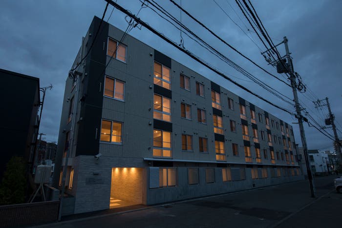 ✨期間限定OPEN✨【西28丁目駅】徒歩1分🚶‍♂️大画面TVで映画鑑賞🎵無料WiFi🎵『401』の写真5