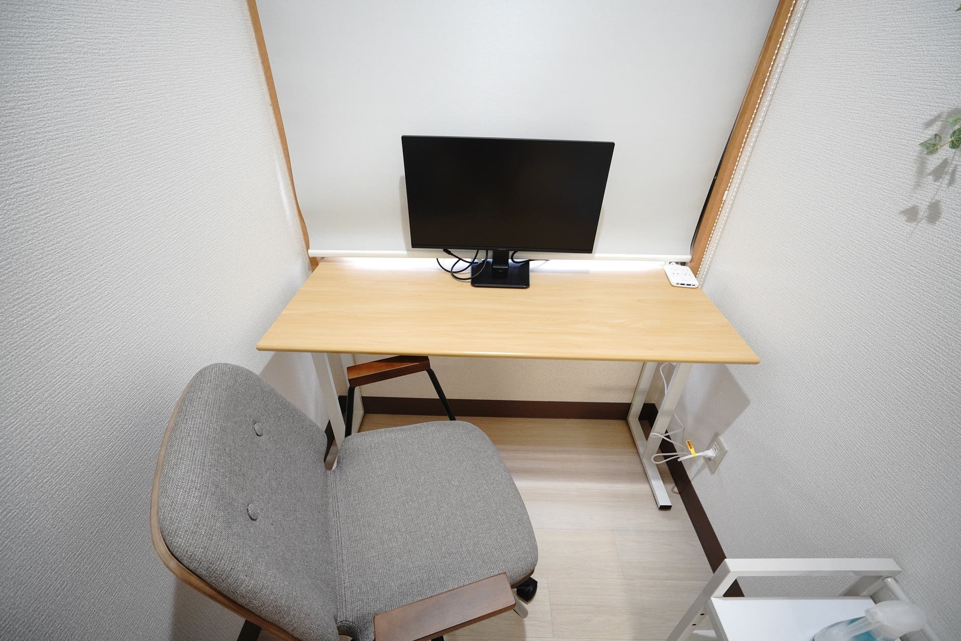 ＜大手町Terrace 1名席半個室No.5＞西小倉コワーキングスペース✨光回線Wi-Fi📶モニター🖥️電源🔌の写真5
