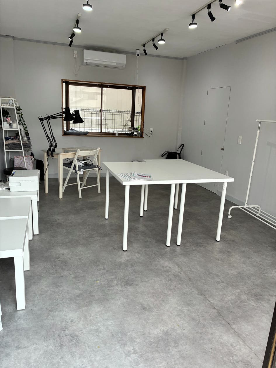 入間市、武蔵藤沢駅東口４分！駅チカ・路面店、周辺無料駐車場あり！の写真3
