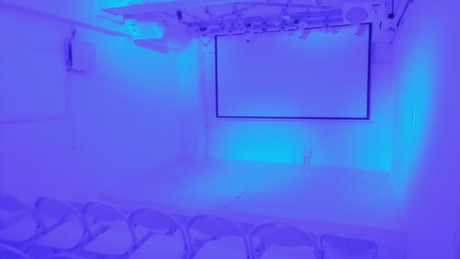 都心の劇場型ホールとしては一番安い自信があります!機材は全部揃ってますから身一つで気軽にイベント出来ちゃいます!追加料金一切ナシの写真9