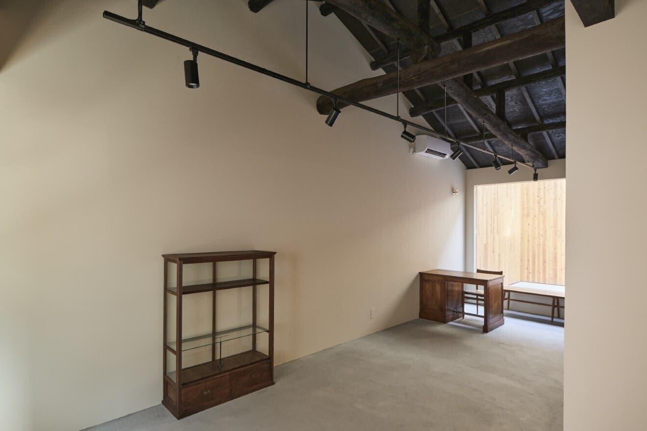 【京都・一乗寺】自然光の入るギャラリー・展示撮影スタジオ｜32㎡＋中庭10㎡｜一乗寺駅徒歩8分の写真2