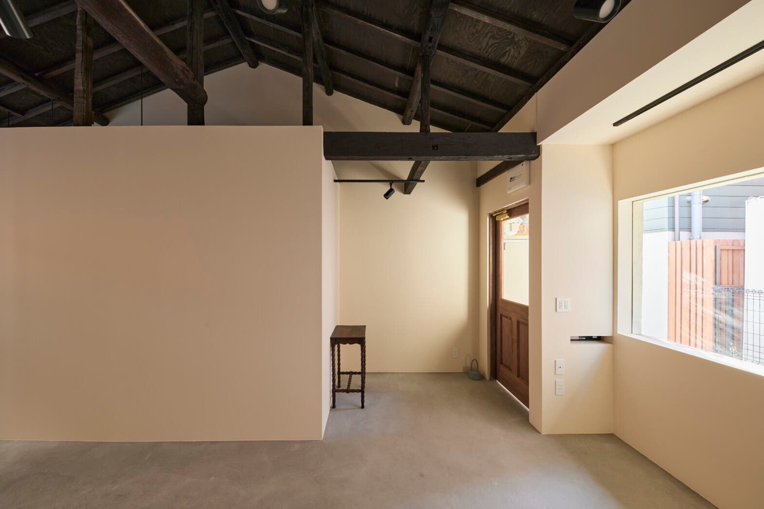 【京都・一乗寺】自然光の入るギャラリー・展示撮影スタジオ｜32㎡＋中庭10㎡｜一乗寺駅徒歩8分の写真4
