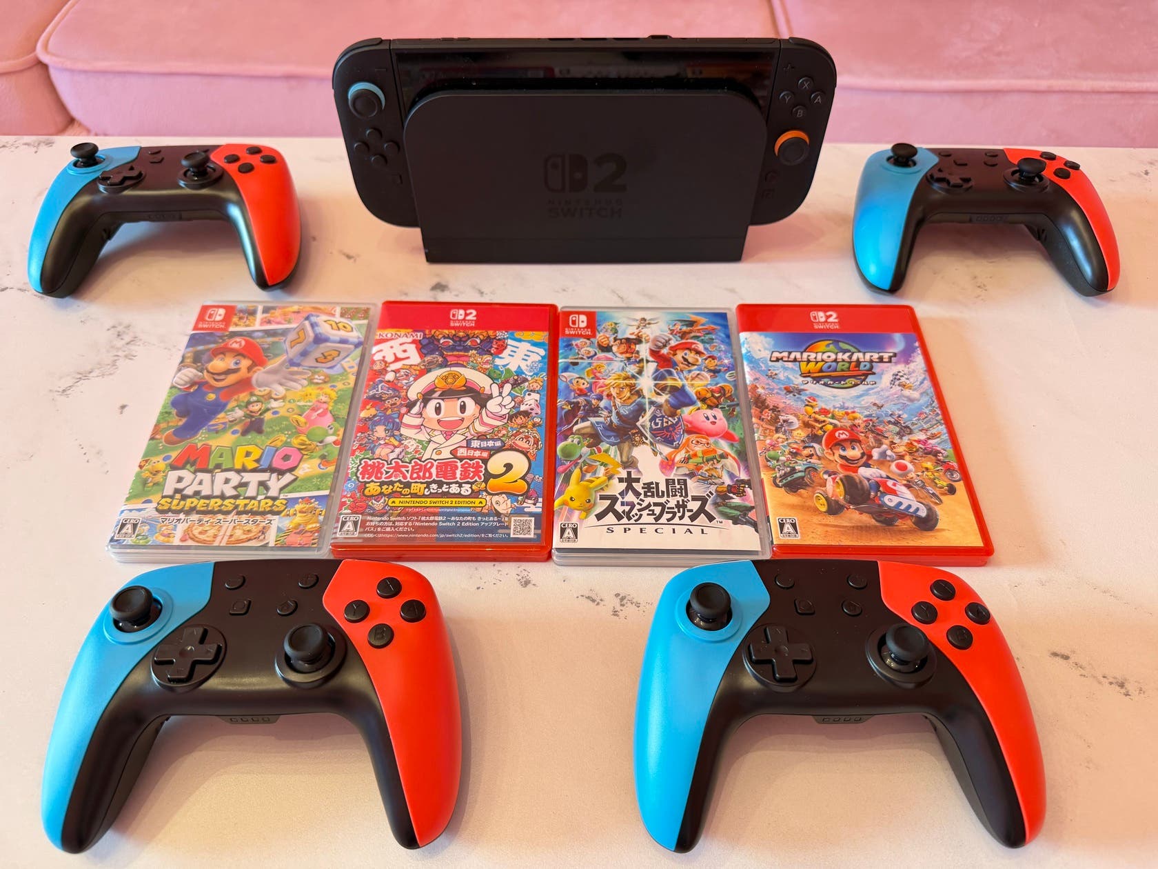 最新大人気ゲーム機🎮＋無線コントローラー×4の画像1