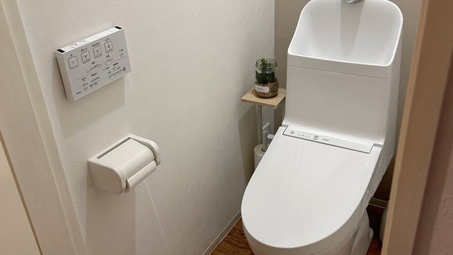 【鶴見駅 徒歩1分】トイレも綺麗なエステ・整体・マッサージなどに最適な完全個室のレンタルサロンの写真2