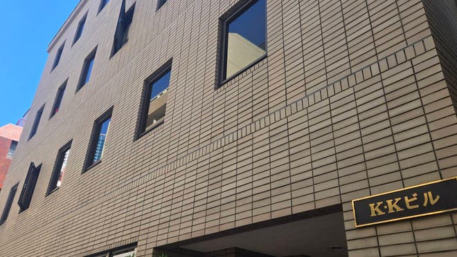 【池袋駅5分】75インチ大型モニター完備!セミナー・研修に最適な清潔感ある教室の写真2