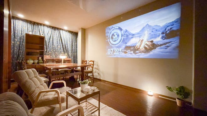 🎬🛋️ソファでまったり💕100インチ大画面シアタールーム✨大宮駅2分の写真1