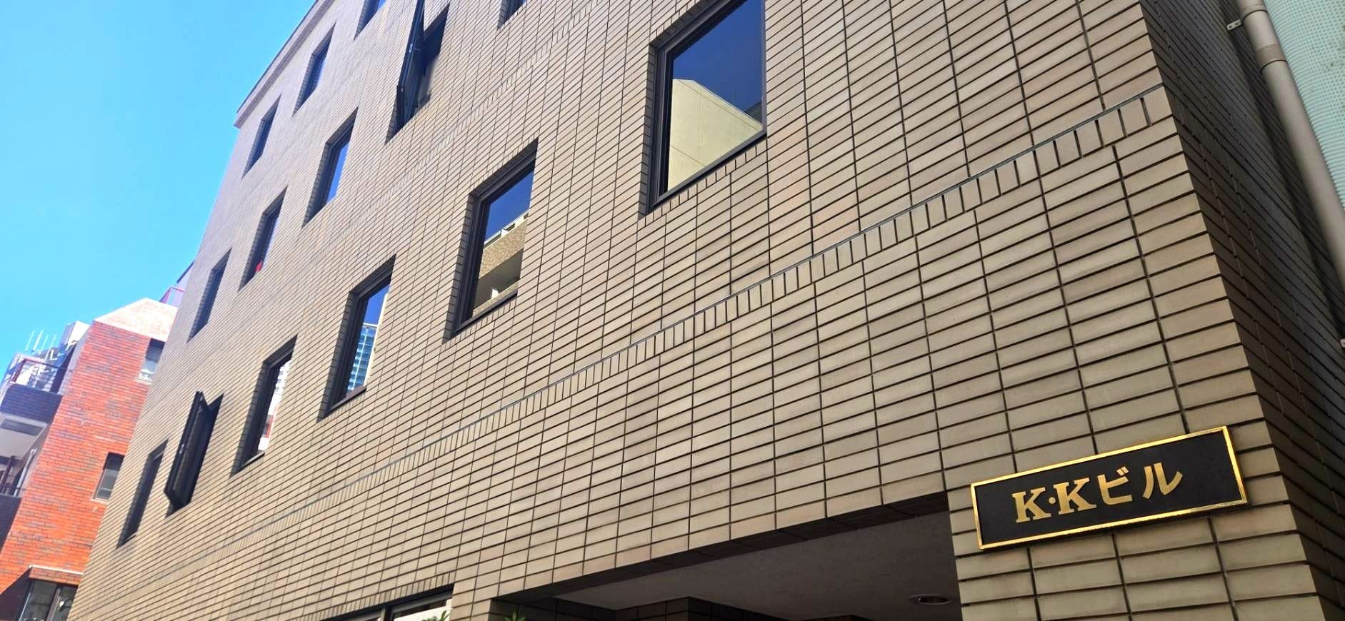【池袋駅5分】75インチ大型モニター完備！セミナー・研修に最適な清潔感ある教室の写真8