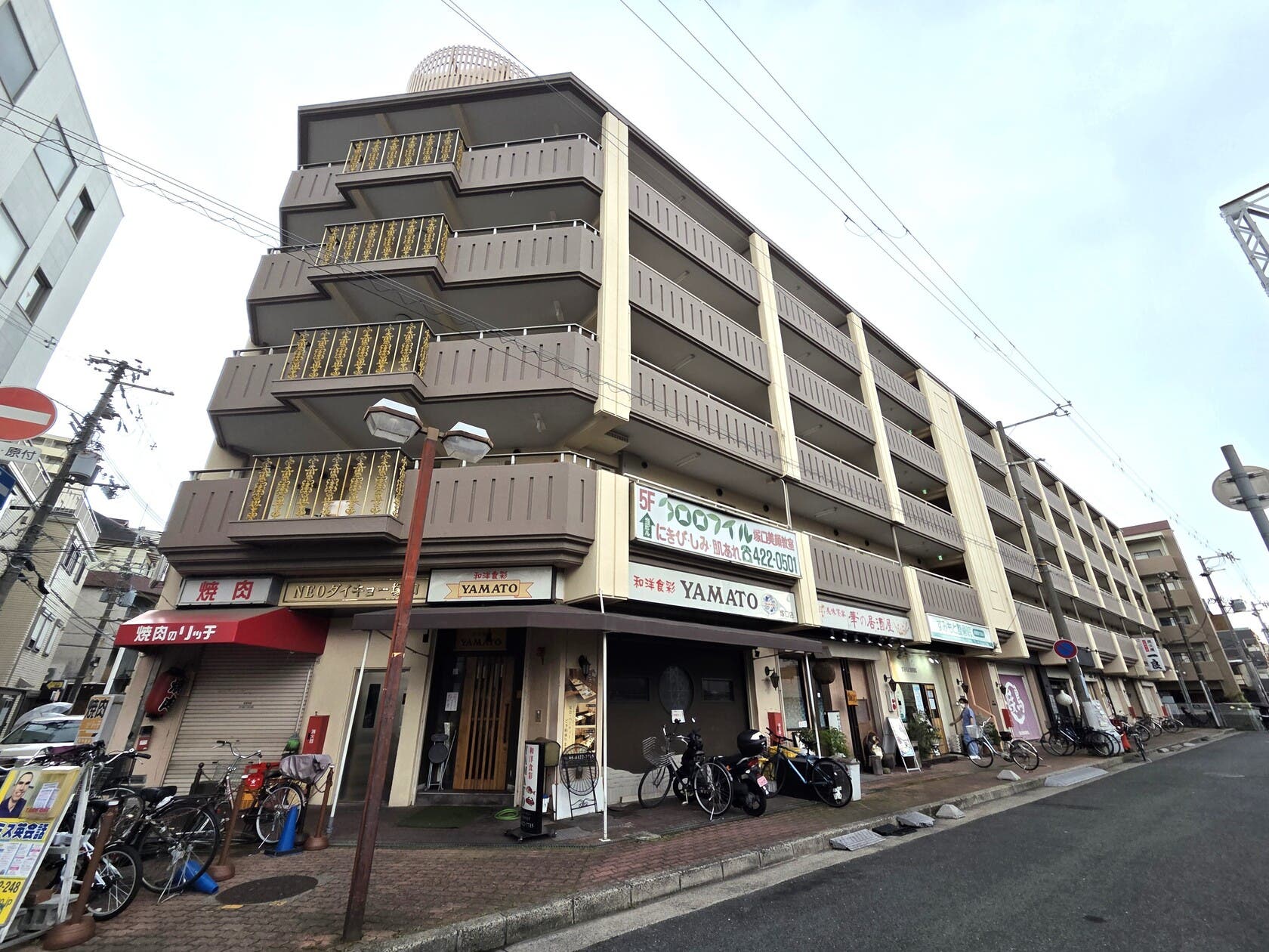 阪急塚口駅3分🚃｜会議💼・面接・塾・教室🧑‍🏫｜Wi-Fi📶・プロジェクター🎥｜ゴミ処理無料🗑｜最大8名迄の写真2