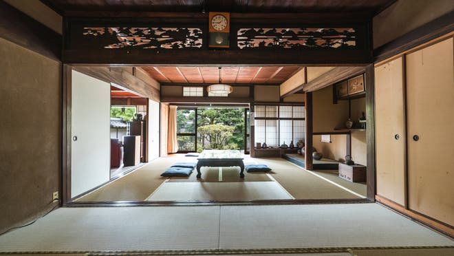 築160年の歴史ある建物内の和の空間。アイディア次第で自由な使い方ができるフリースペース。の写真1