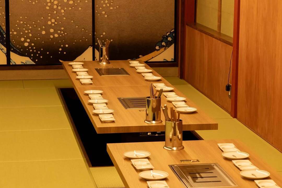 近鉄日本橋駅から徒歩約6分の最大50名着席で完全個室！歓送迎会｜誕生日会｜同窓会｜結婚式二次会｜セミナー｜表彰式ができるスペースの写真3
