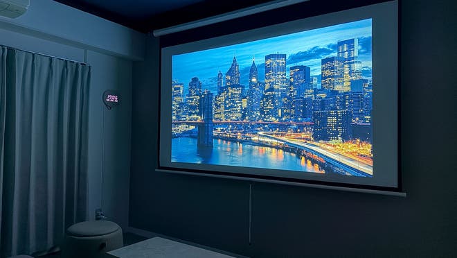 池袋駅5分|プライベートシアター|100インチ×カウチソファ|映画デート・記念日・推し活に🎥Private CINEMA池袋の写真9