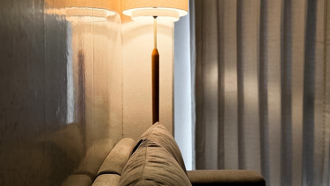 池袋駅5分|プライベートシアター|100インチ×カウチソファ|映画デート・記念日・推し活に🎥Private CINEMA池袋の写真19