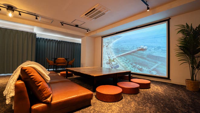 【横浜中華街1分】150インチシアター付貸切パーティールームの写真1