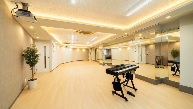 【飯田橋4分】鏡10m✨神楽坂🌿小ホールのダンス・音楽・演劇リハに最適な広々70㎡・清潔・快適な空間!音出し・調光可、24時間の写真7