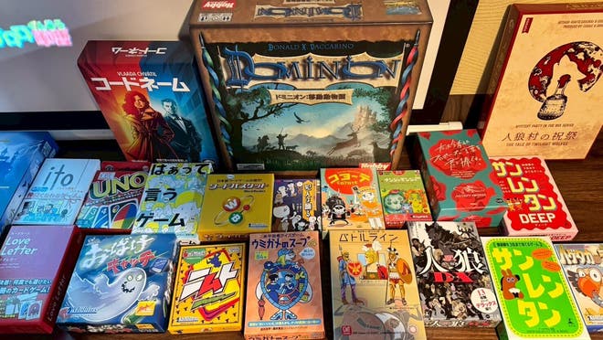 【FAMILYPOT 神田店】駅徒歩3分 カラオケ ボードゲームの写真2