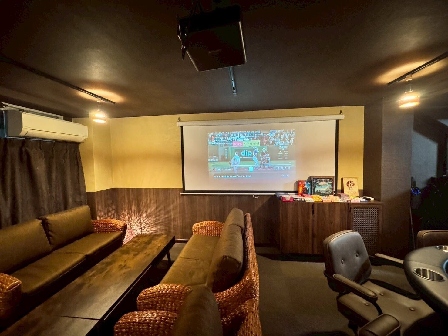 【FAMILYPOT 神田店】駅徒歩3分 カラオケ ボードゲームの写真3