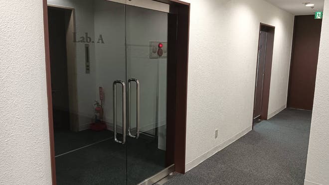 セミナー・研修・講演会特化/大会議室Lab.A 98㎡・最大56名/新橋・内幸町駅徒歩1分・完全貸切セミナールームの写真16