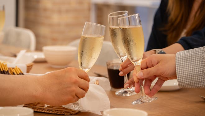 🆕6月オープン価格✨会議室・ワークスペース・懇親会・施術も可🍀神田駅から徒歩4分/飲食可/エレベーター有の写真8