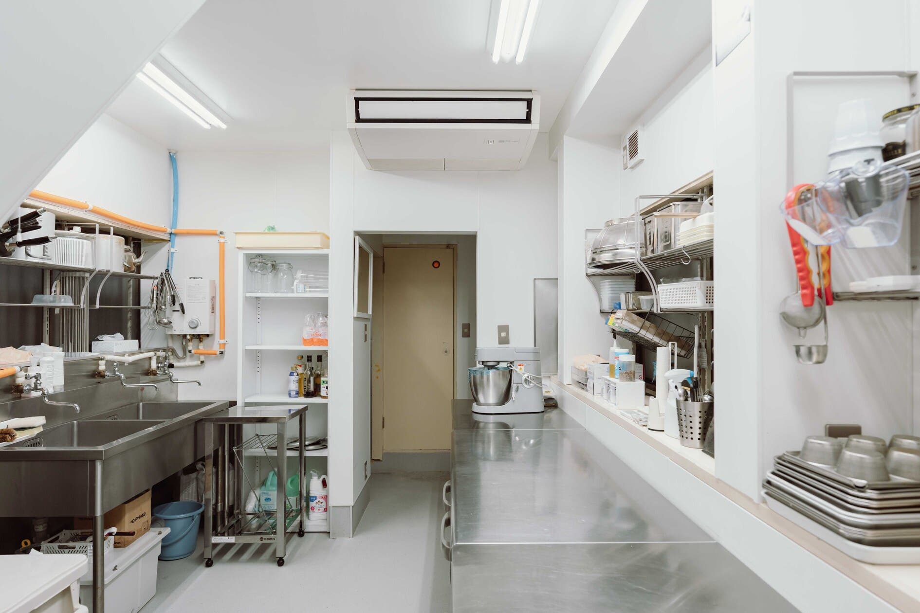 Abukri Kitchen｜神田川ベーカリーが運営していた小さな本格厨房の写真1