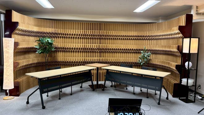 【撮影機材・制作備品すべて無料貸出OK】三田・田町駅から徒歩圏内!動画撮影/ライブ配信/会議/編集作業/サテライトオフィスの写真1