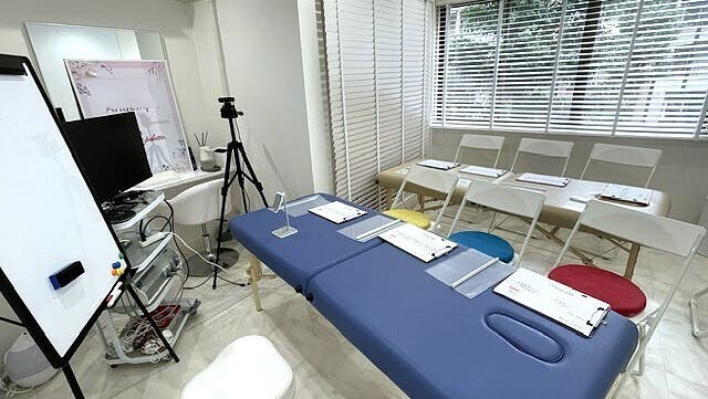 【恵比寿・代官山徒歩5分】自然光が入る洗練された高級レンタルサロン|施術・セミナー・撮影にの写真7