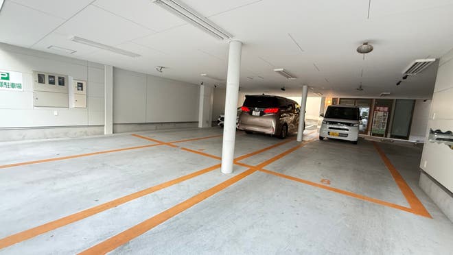 超綺麗⭐️【CRAB EAST】ROOM2/最大8名着席!駐車場無料・駅徒歩13分!セミナー・面接・撮影・ペットOKの写真9