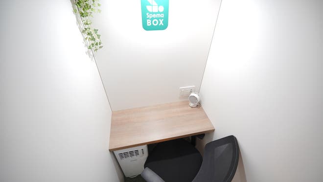 <SpemaBOX_大井町>1人用個室🚪光回線Wi-Fi📶電源🔌スポットクーラー🧊テレワーク/オンライン会議/面接の写真1