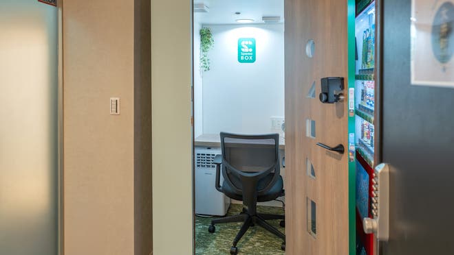 <SpemaBOX_大井町>1人用個室🚪光回線Wi-Fi📶電源🔌スポットクーラー🧊テレワーク/オンライン会議/面接の写真8