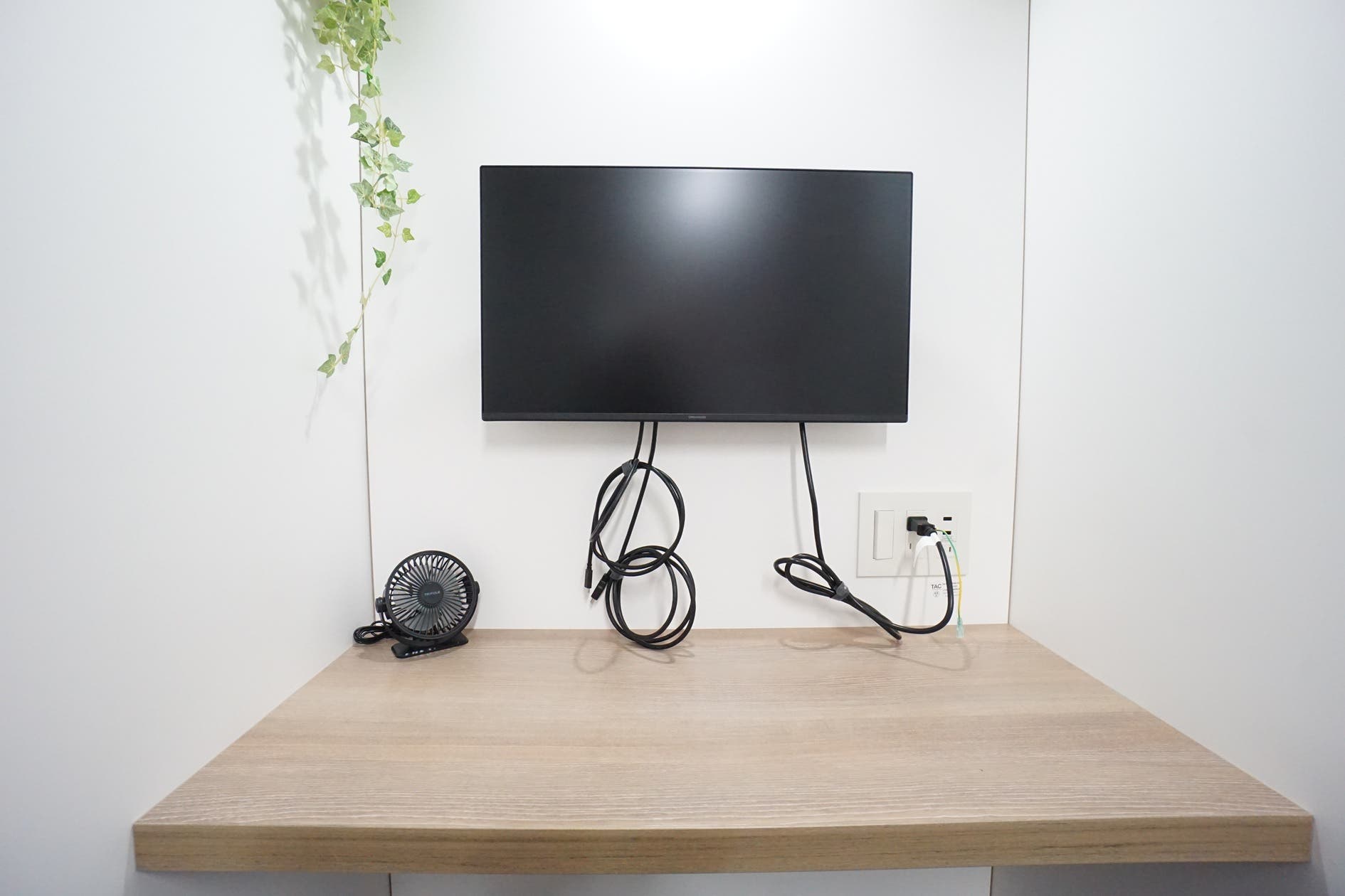 ＜SpemaBOX_新潟駅北口駅前No.3＞1人用個室🚪Wi-Fi📶電源🔌モニター🖥️テレワーク/オンライン会議/面接の写真3