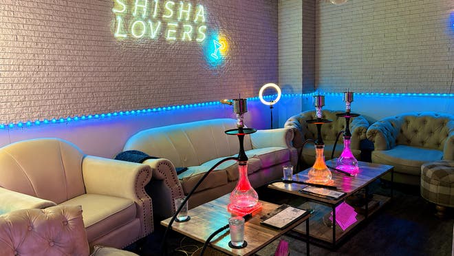 【カラオケ無料⭐️飲み放題,撮影利用可♪♪】インスタ映えな心斎橋徒歩3分のオシャレバー☆忘年会、新年会、サークル、合コンの写真2