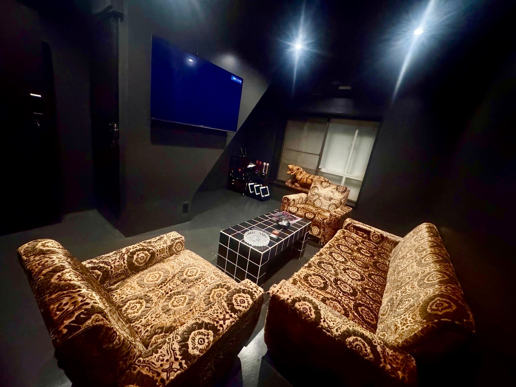 (新宿/歌舞伎町)　ネオン居酒屋　撮影/パーティールームの写真1