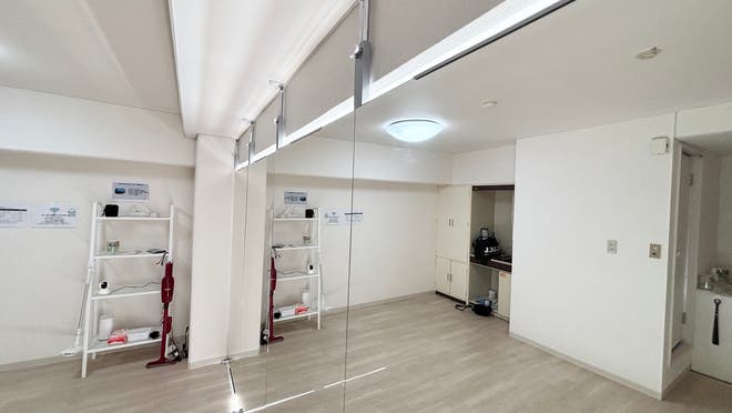 【池袋駅徒歩4分】24時間利用可|Wi-Fi・大型ミラー完備|ダンス・ヨガ・撮影向けスタジオの写真3