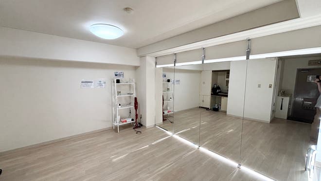 【池袋駅徒歩4分】24時間利用可|Wi-Fi・大型ミラー完備|ダンス・ヨガ・撮影向けスタジオの写真4