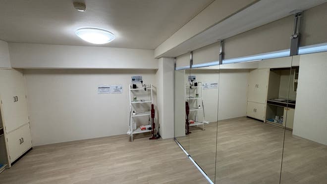 【池袋駅徒歩4分】24時間利用可|Wi-Fi・大型ミラー完備|ダンス・ヨガ・撮影向けスタジオの写真16