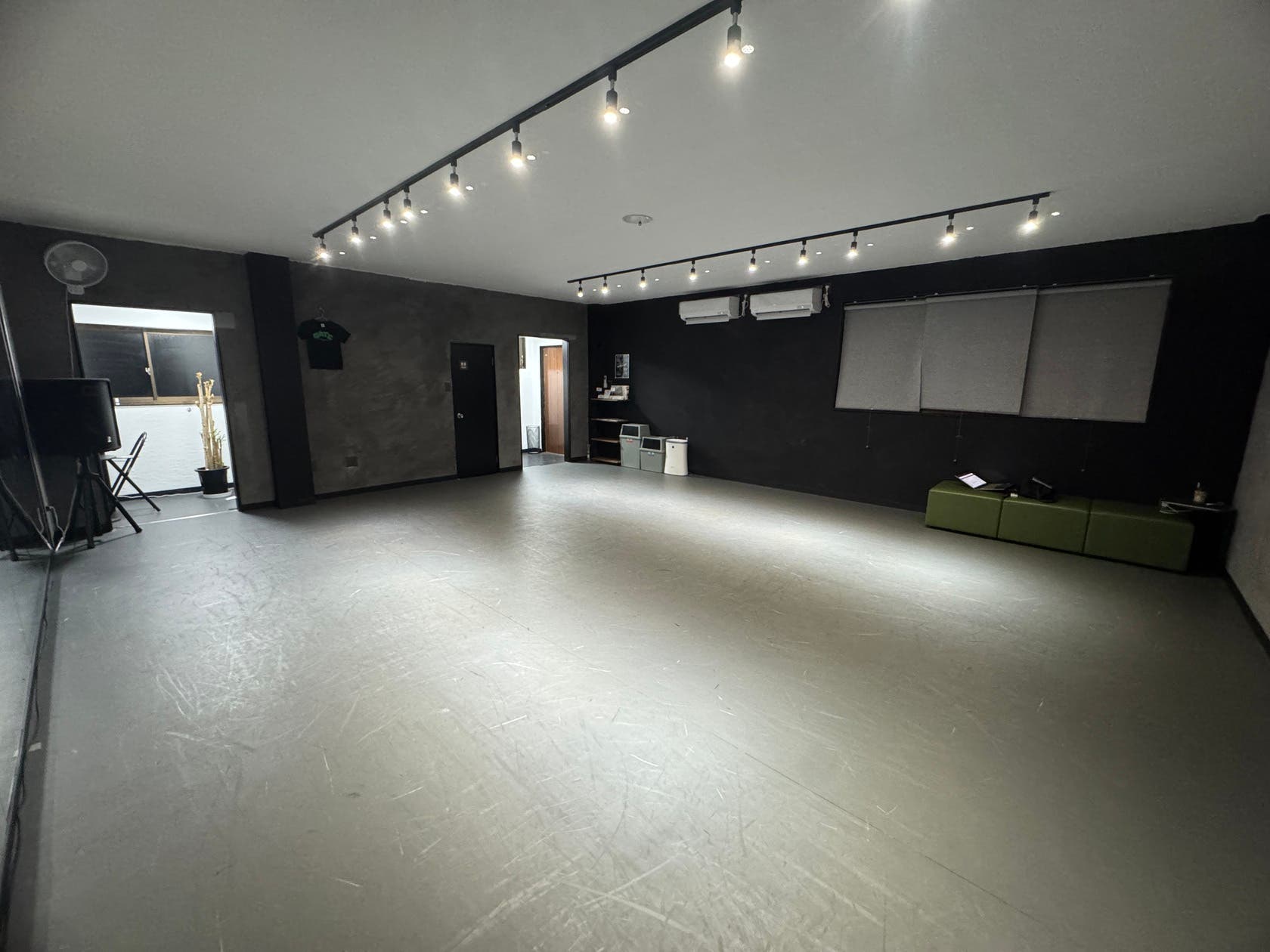 神立町唯一！全身鏡有のダンススタジオの写真3