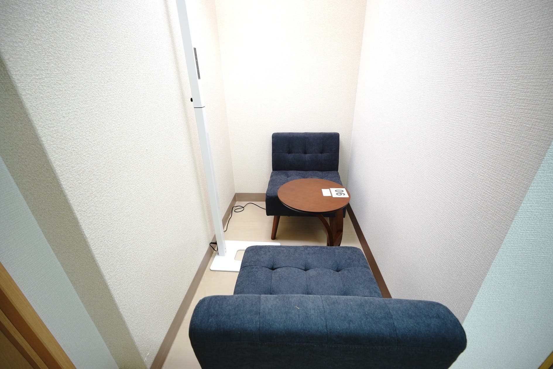 ＜大手町Terrace 2名席No.6＞西小倉コワーキングスペース✨光回線Wi-Fi📶会議/打ち合わせ/テレワーク/作業/自習の写真2