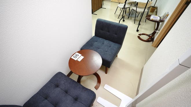 <大手町Terrace 2名席No.6>西小倉コワーキングスペース✨光回線Wi-Fi📶会議/打ち合わせ/テレワーク/作業/自習の写真3
