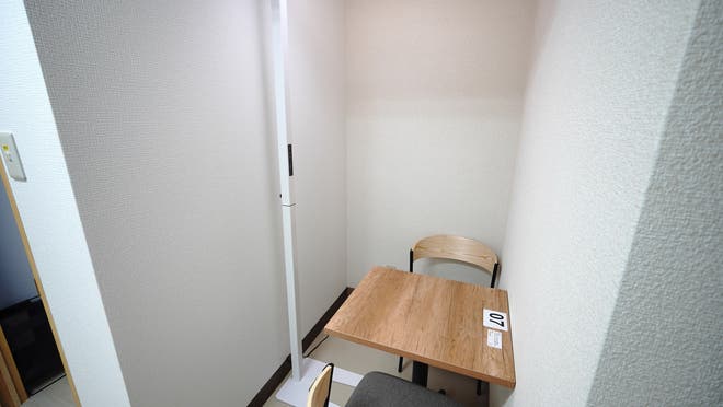 <大手町Terrace 2名席No.7>西小倉コワーキングスペース✨光回線Wi-Fi📶会議/打ち合わせ/テレワーク/作業/自習の写真2