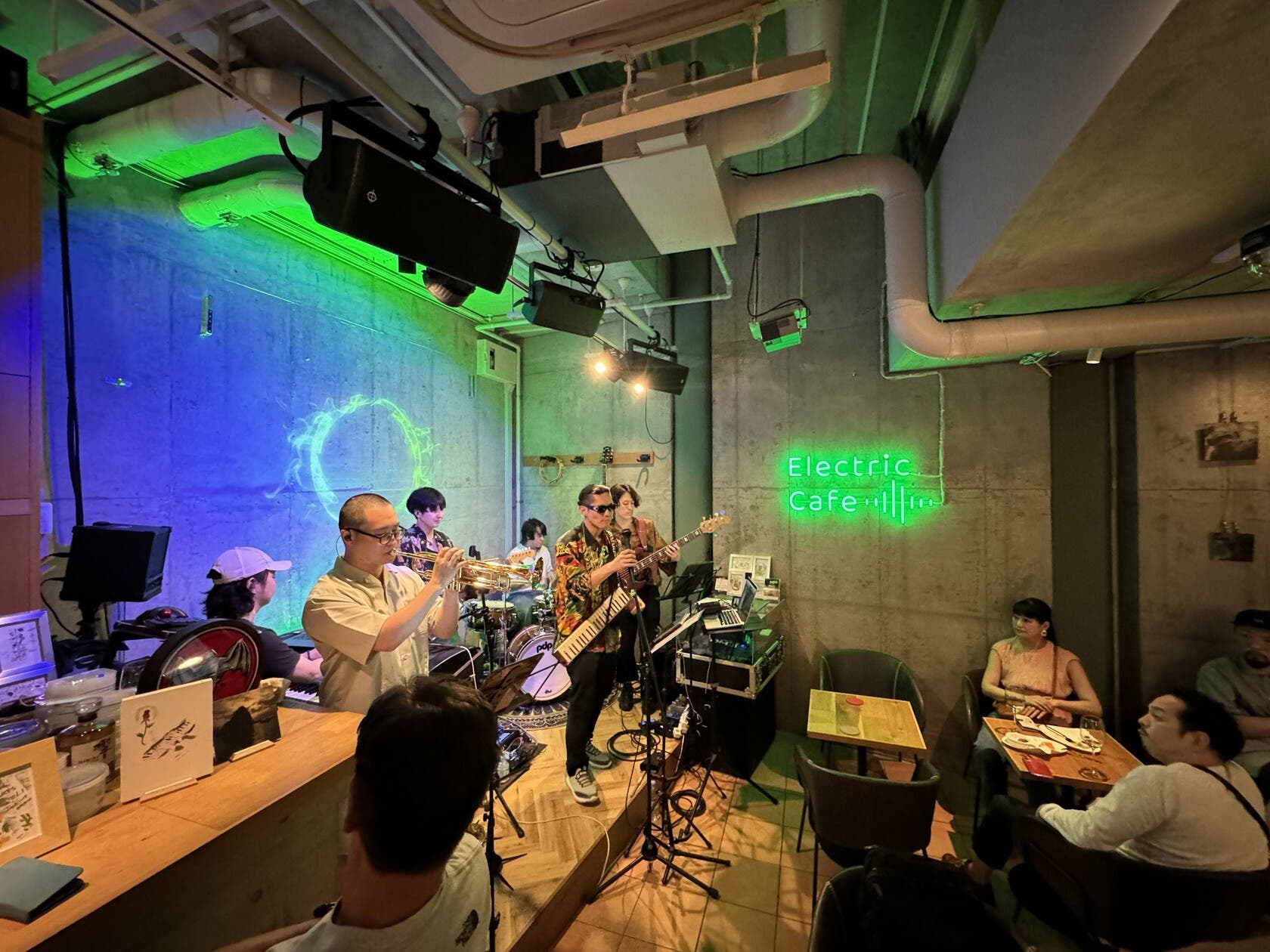 プロ音響＆防音ステージで本物のライブパーティーが実現｜270回超の成功実績で安心の写真2