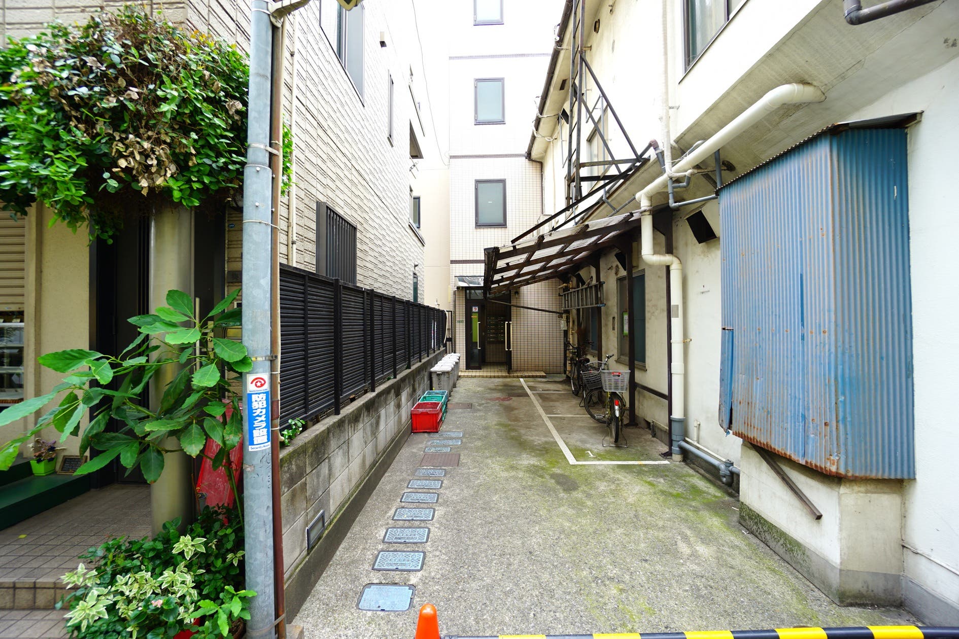 ＜SpemaBOX_北千住駅東口駅前No.2＞1人用個室🚪光回線Wi-Fi📶電源🔌モニター🖥️テレワーク/オンライン会議の写真7