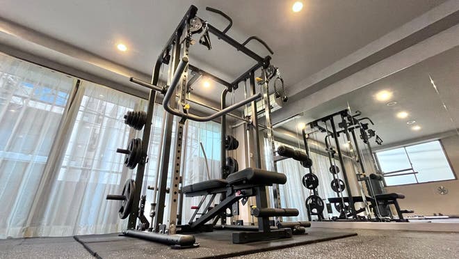 🎉NEW🎉海外風お洒落なレンタルジム🍀 清潔感あふれる広々空間! UtMost GYM上野・御徒町店の写真1