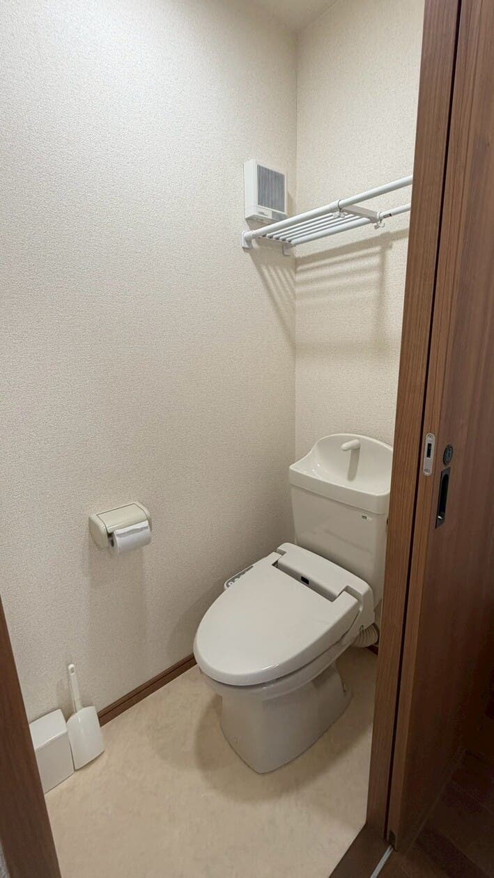 野方駅から徒歩3分の好立地　6部屋+共有ダイニングの写真3