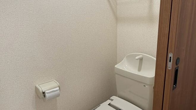 野方駅から徒歩3分の好立地 6部屋+共有ダイニングの写真3
