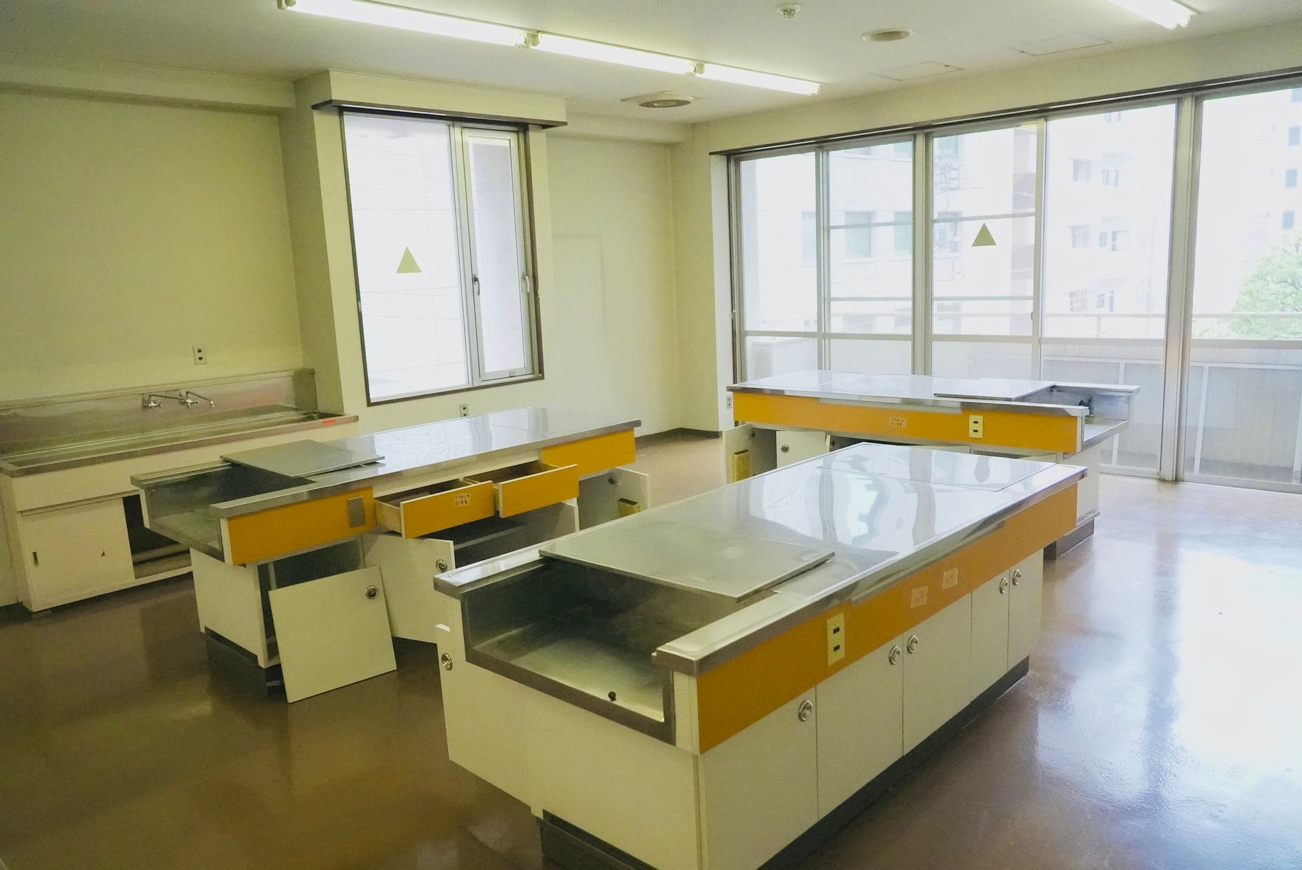 調理室｜飯田橋駅徒歩2分学校跡地のレンタルスペース/料理教室、実験動画、YouTube撮影、料理配信、親子会の写真3