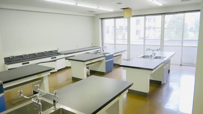 化学実験室|飯田橋駅徒歩2分学校跡地のレンタルスペース/学校系、実験室での撮影などの写真2