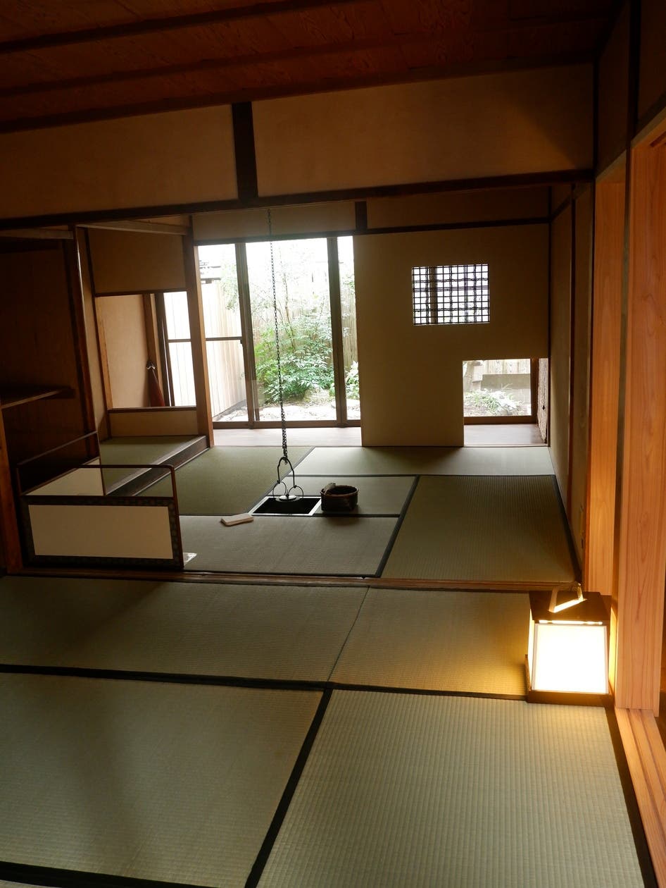 藤森神社最寄りの100年前の暮らしの姿をそのままに留めた京町家の写真2